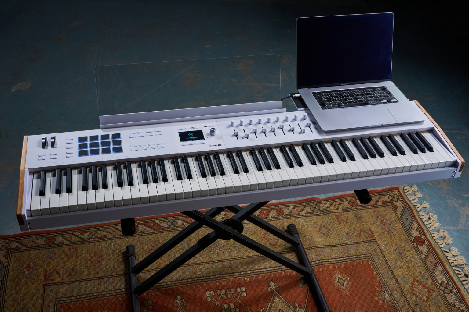 5 Best 88-Key Keyboards With Hammer Action in 2025 - Piano Solved