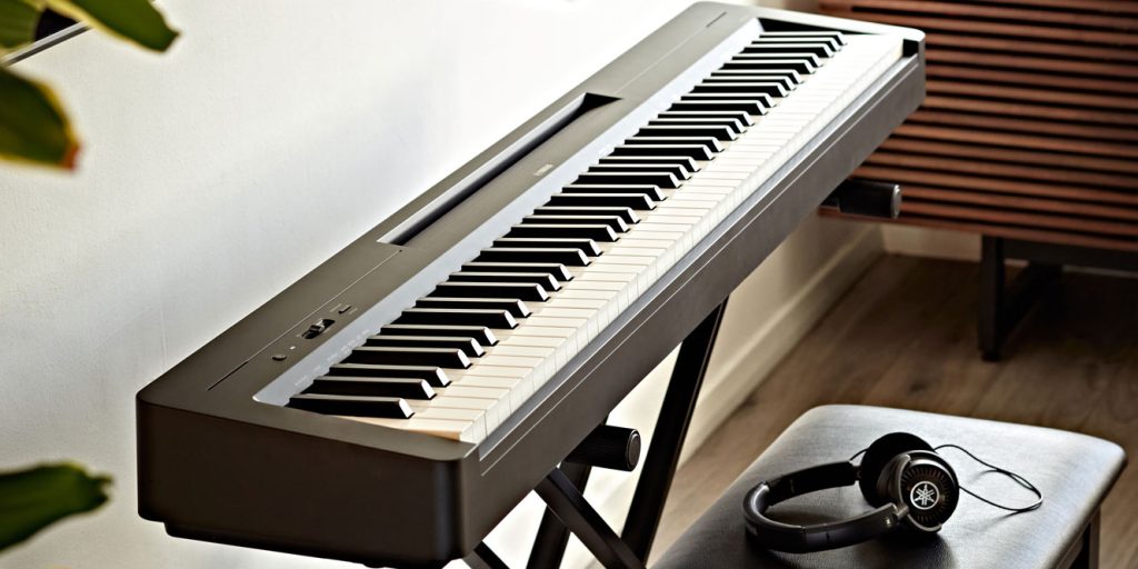 5 Best Keyboard Pianos for Small Spaces in 2025 - Piano Solved