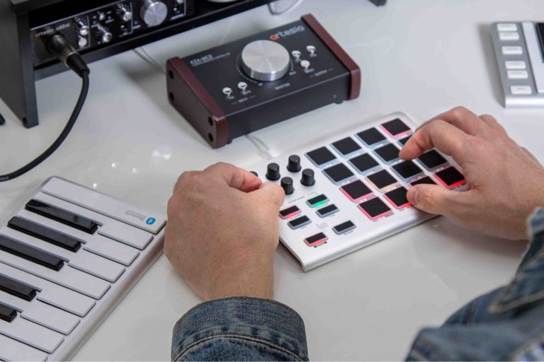 5 Best Music Production Controllers in 2025 - Piano Solved