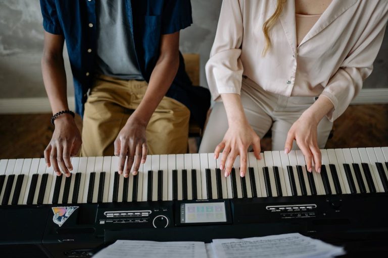 5 Best Keyboard Pianos for Small Spaces in 2025 - Piano Solved